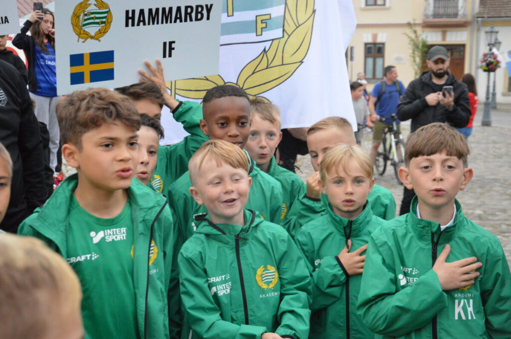 Ruszył XI Międzynarodowy Turniej Sokolika w Starym Sączu ... Ruszył XI Międzynarodowy Turniej Sokolika w Starym Sączu ...