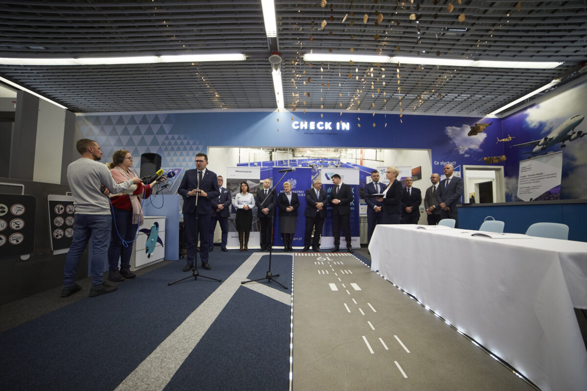 Międzynarodowy Port Lotniczy Kraków-Balice rośnie w siłę. Umowa na nowy ...